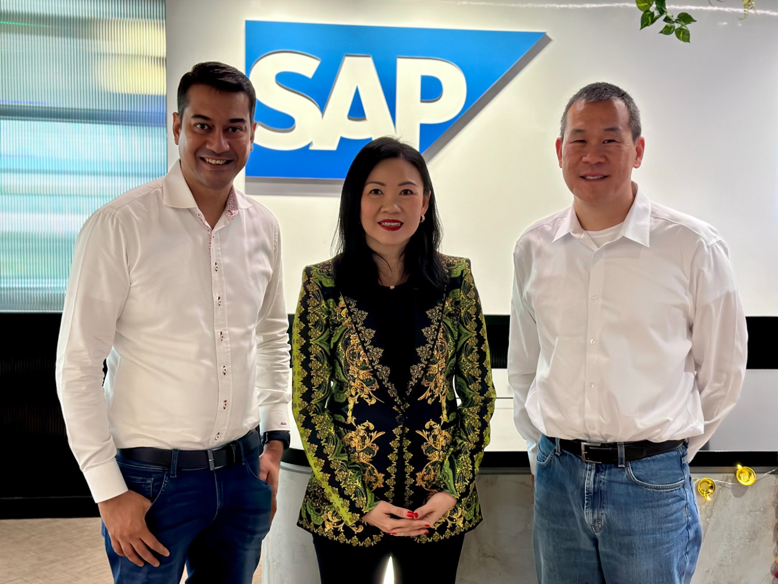 SAP Turns Every Developer Into a Generative AI Developer at SAP TechEd in 2023 - Southerner